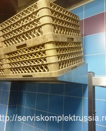 Полка наклонная навесная для хранения кассет от посудомоечной машины ...
