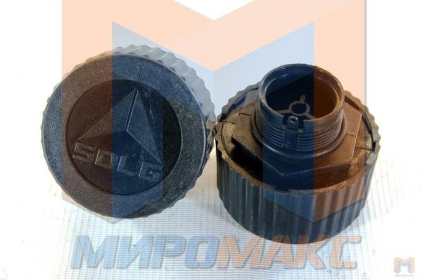 4120001088 + Крышка фильтра гидробака сетчатого в сборе в наличии ...