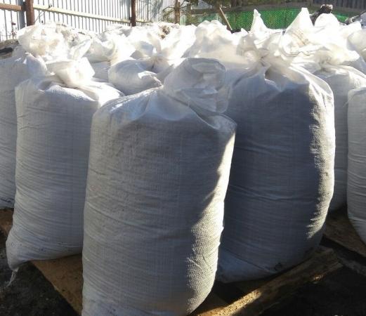 Подстилка с опилками для мульчирования купить по цене 150 ₽ в Санкт ...