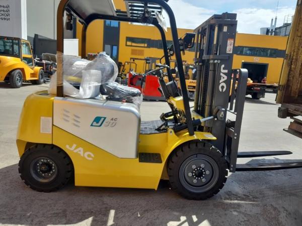 Электрический погрузчик JAC CPD30J купить по цене 2100000 ₽ в Санкт-Петербурге на PromPortal.Su ...