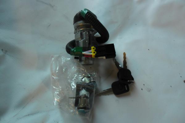 Замок зажигания с личинками дверей САМС 37AD-04010 купить по цене 2960 ...