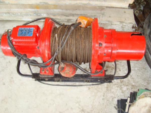 Лебедка электрическая KDJ-500E1 купить в Таганроге на PromPortal.Su (ID#5555833)