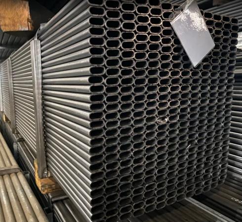 Труба тонкостенная овальная оцинкованная 40 х 20 х 1. 2 купить по цене ...