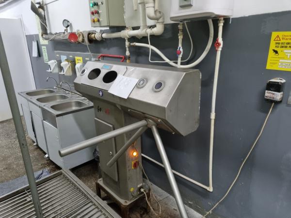 Станция гигиены рук СР-3 купить по цене 120000 ₽ во Владивостоке на ...