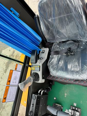 Гусеничный мини-экскаватор YNIX YN27 (2, 7 тонны, Гидравлика:Германия, США) купить по цене ...