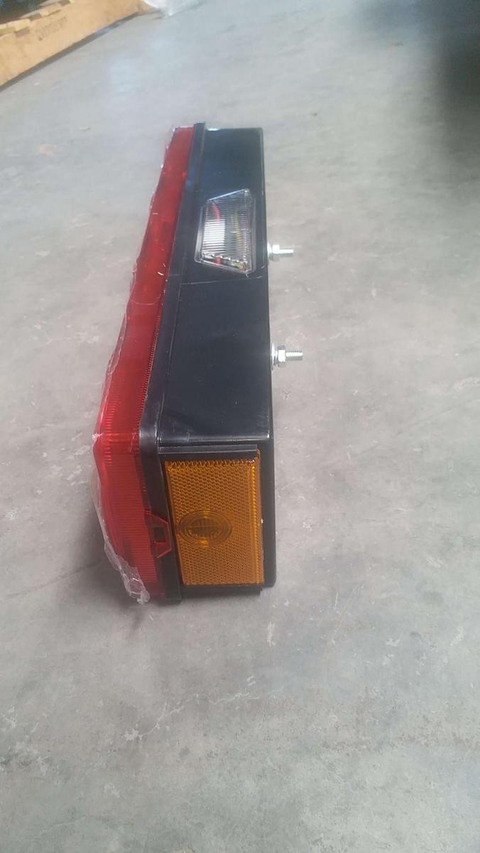 Фонарь задний X3000 левый DZ95189811211 SHAANXI X3000 купить по цене ...