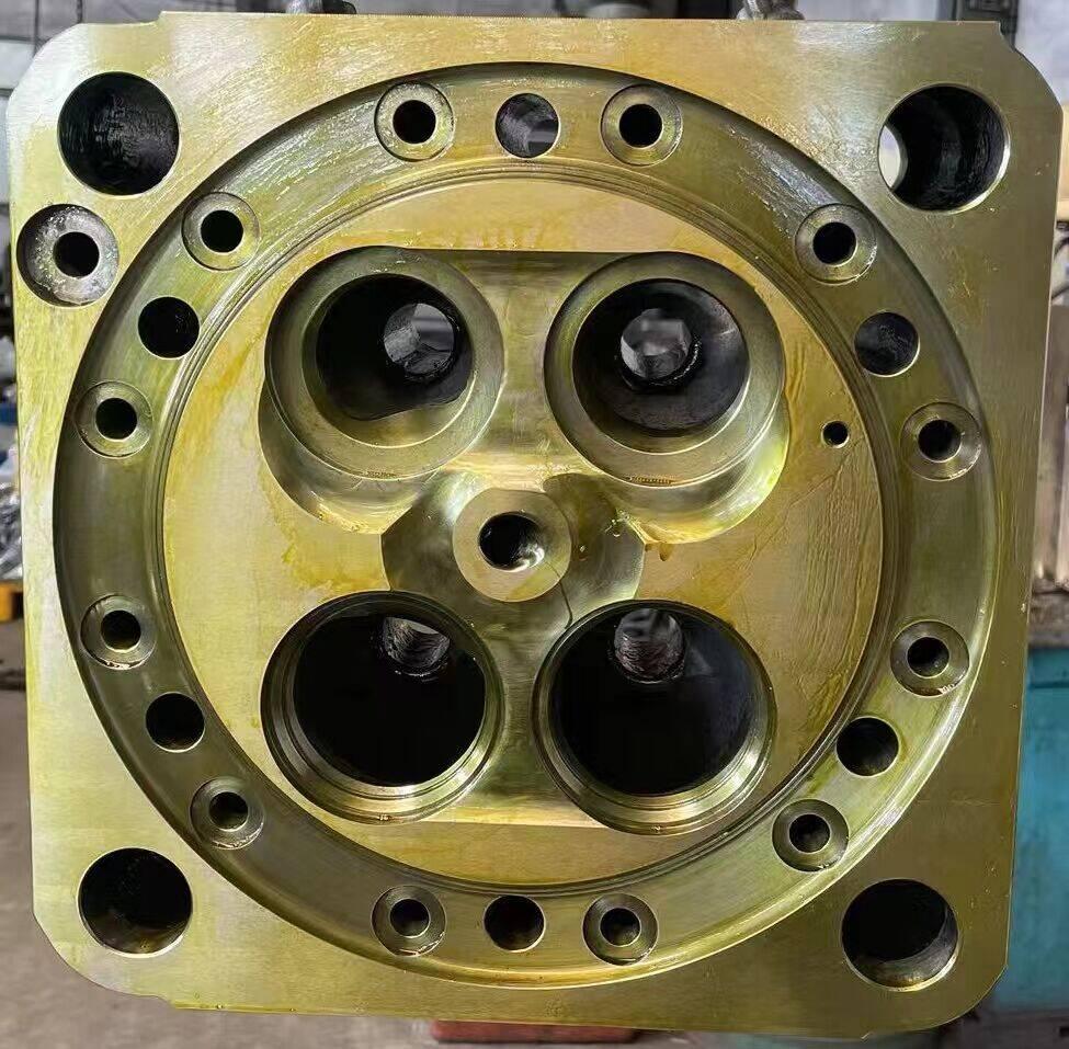 Locomotive russia D49 Diesel Spare parts Cylinder Head купить по цене ...