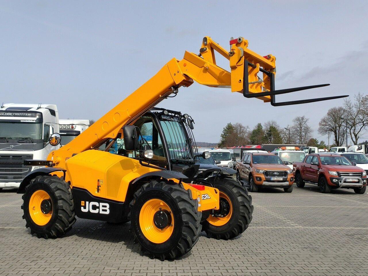 Телескопический погрузчик JCB 531-70 купить по цене 16000000 ₽ в Кемерово на PromPortal.Su (ID ...