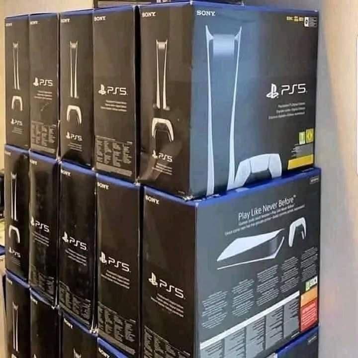 Sony PS5 Digital Edition 4K 1TB White Console купить по цене 25000 ₽ в ...
