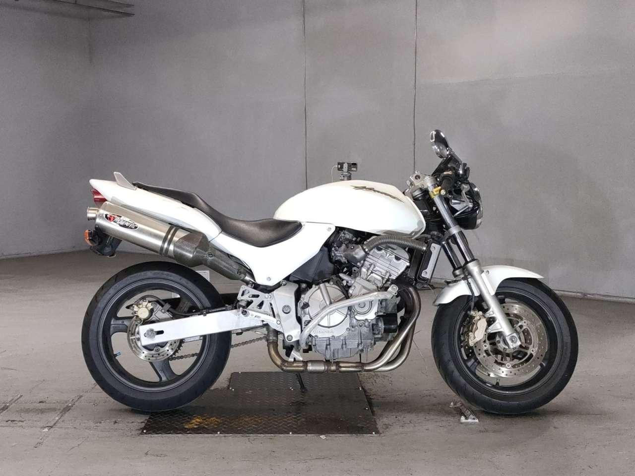 Мотоцикл naked bike Honda CB600F Hornet рама PC34 модификация нэйкед ...