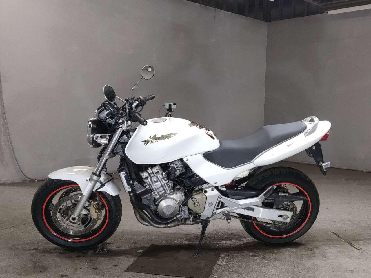 Мотоцикл naked bike Honda CB600F Hornet рама PC34 модификация нэйкед ...